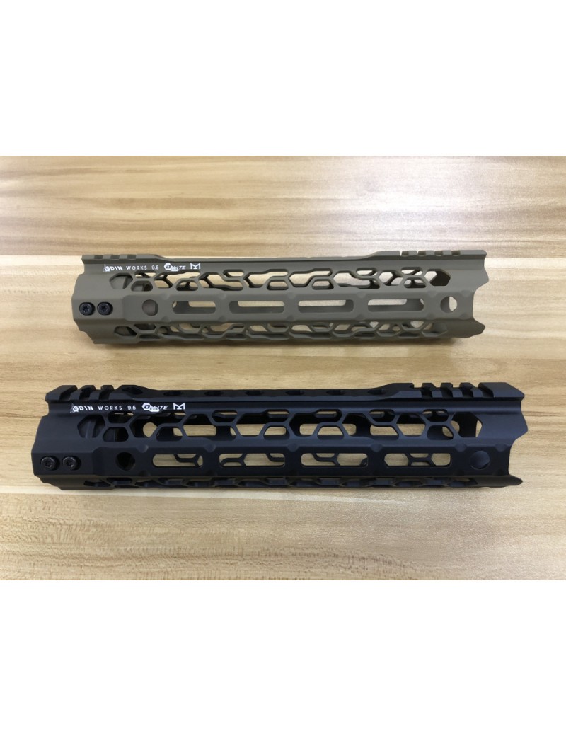 E&C odin works O2 lite 9,5" m-lok handguard black replica